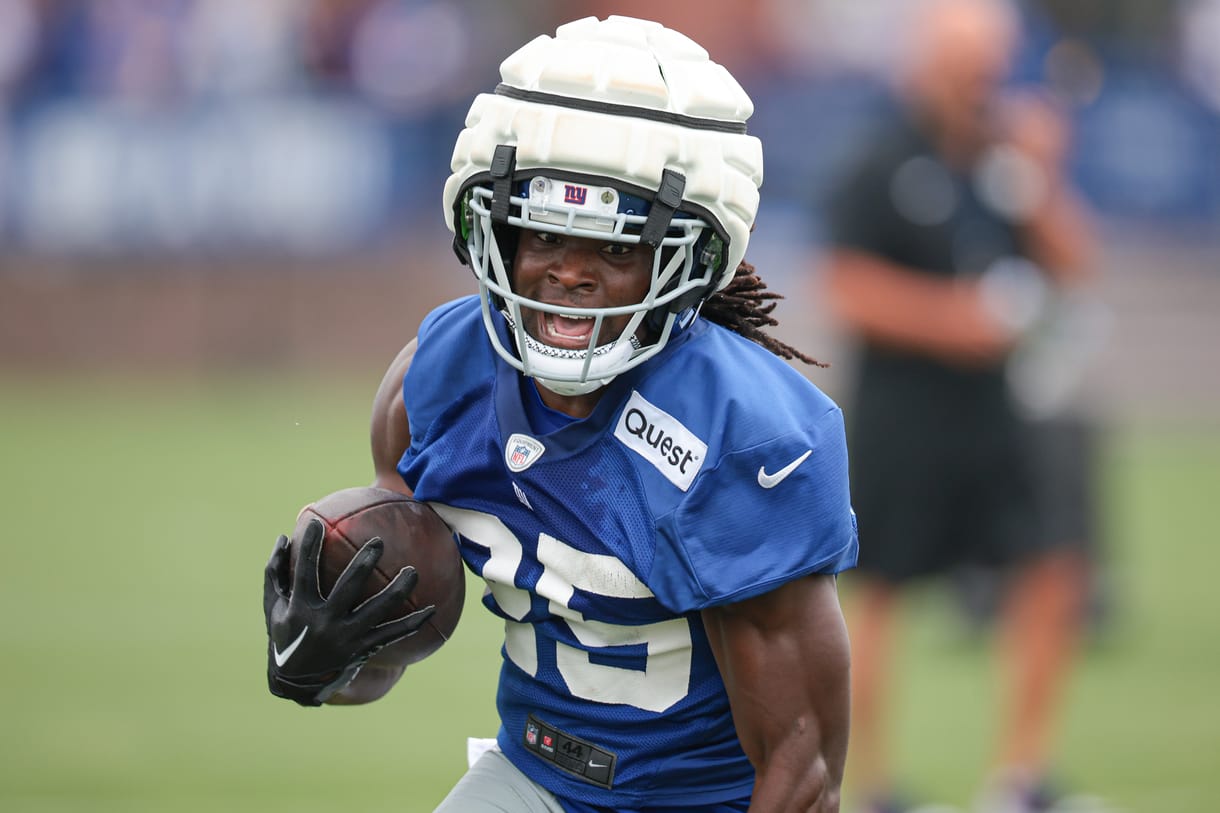 Giants' undrafted rookie running back is earning a role at camp