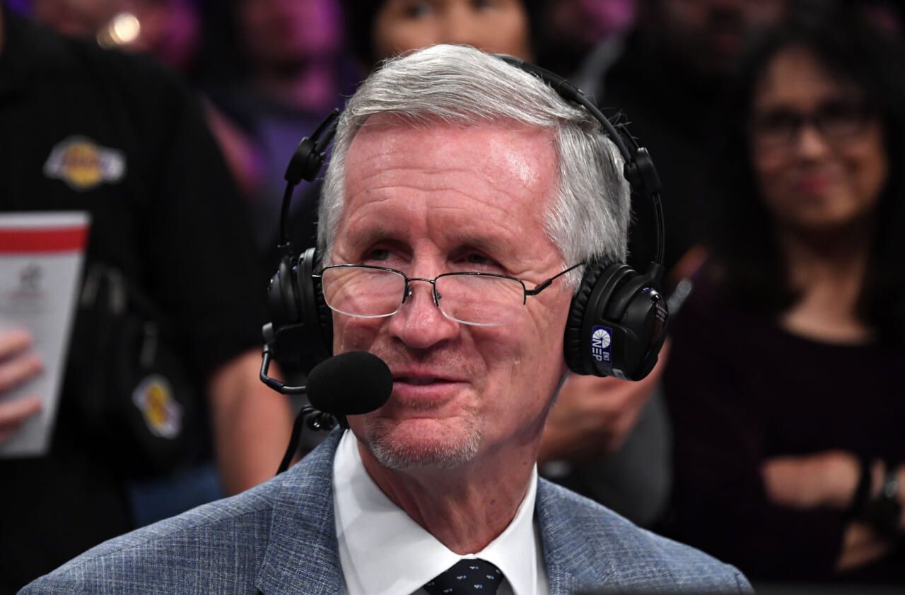 Mike Breen thanks Knicks, Walt Frazier, fans for 'unbelievable kindness ...