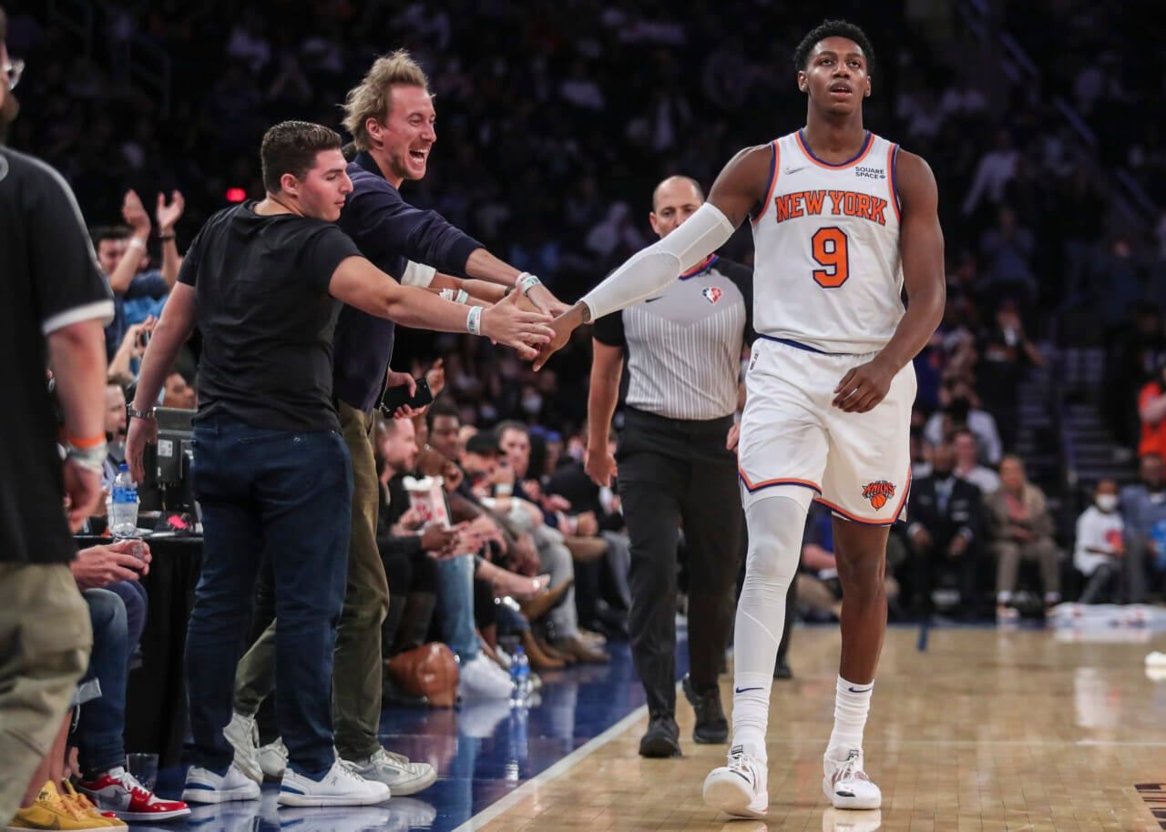 Knicks will not hike ticket prices but will add $3K courtside seats