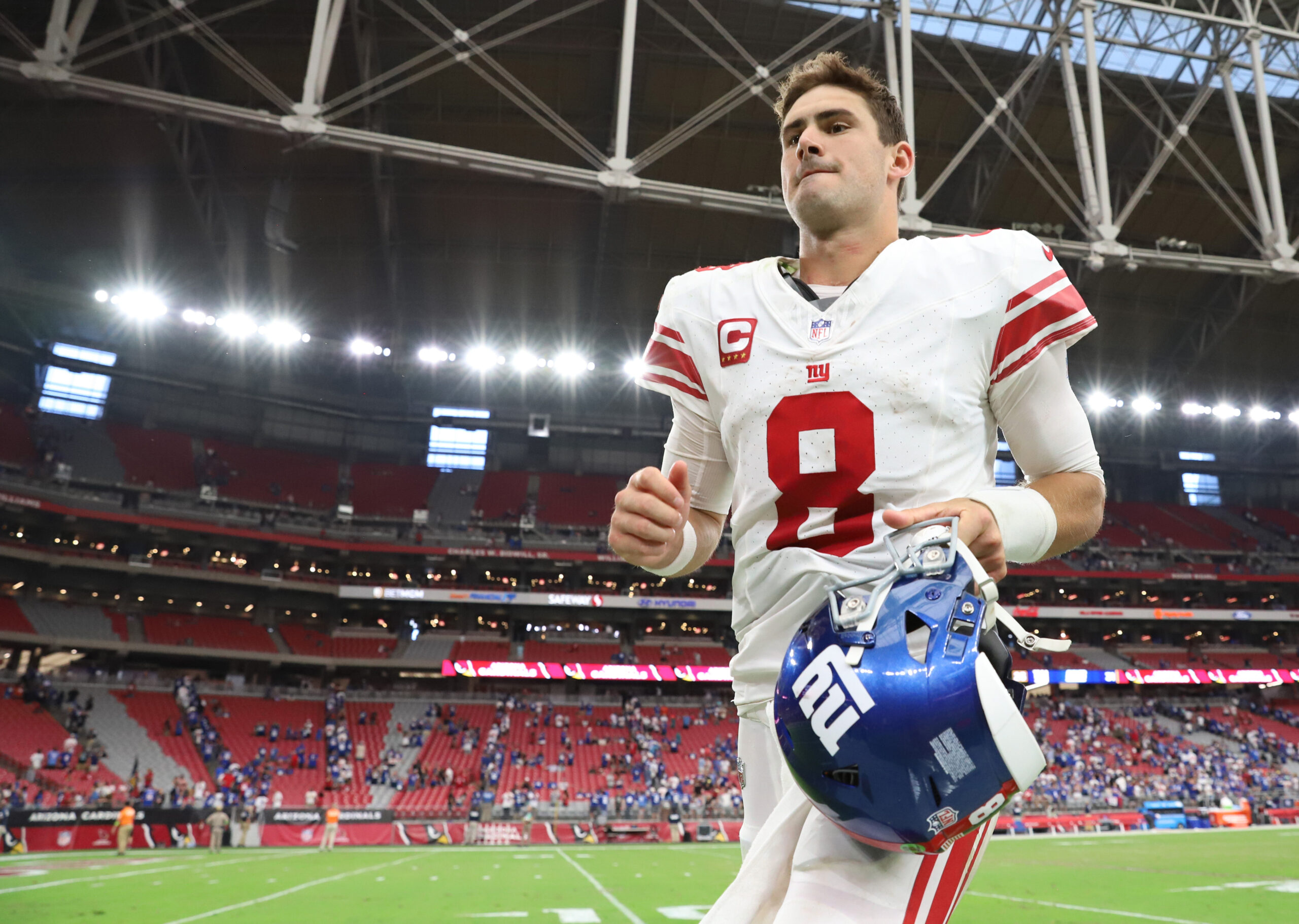 Giants' Daniel Jones responds to players hating on his contract