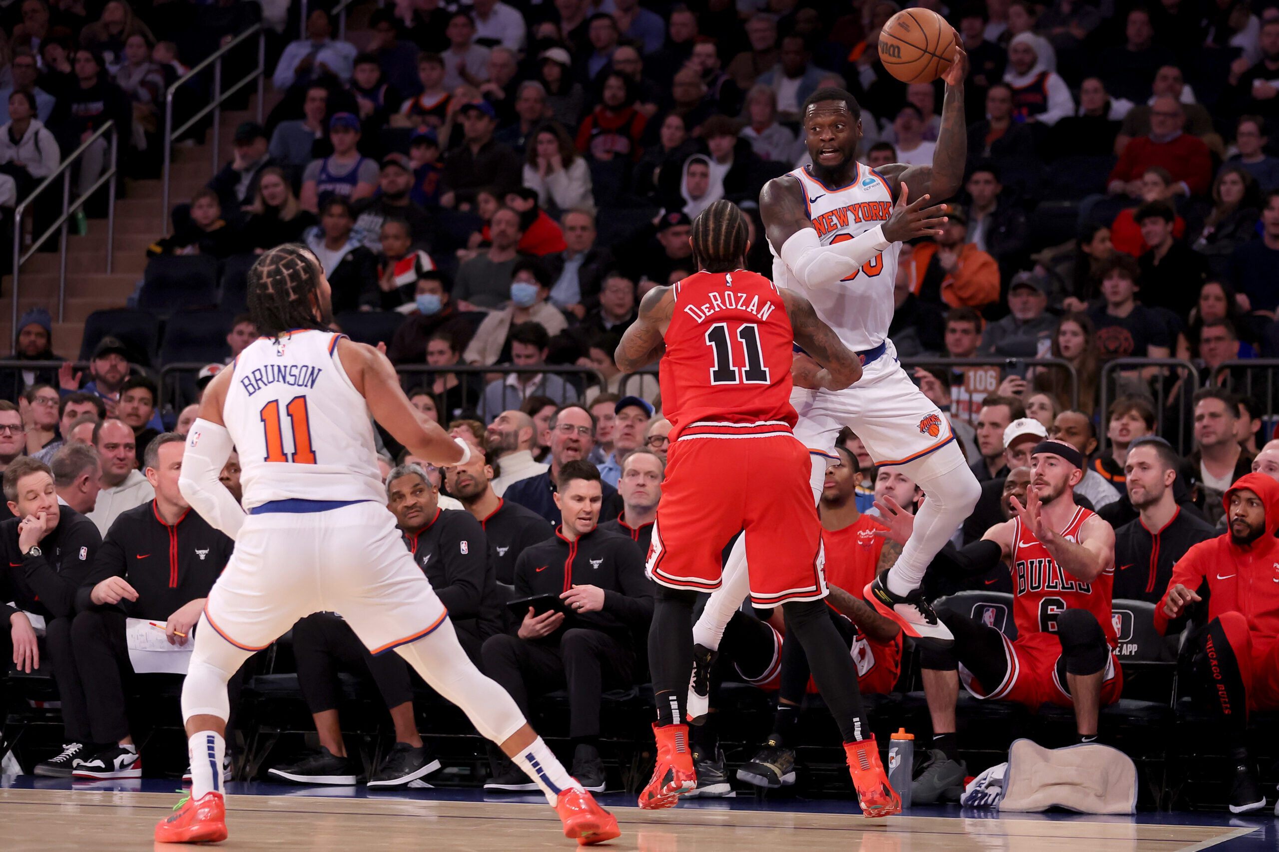 Knicks Studs and Duds: Stars shined and role players aligned in win ...