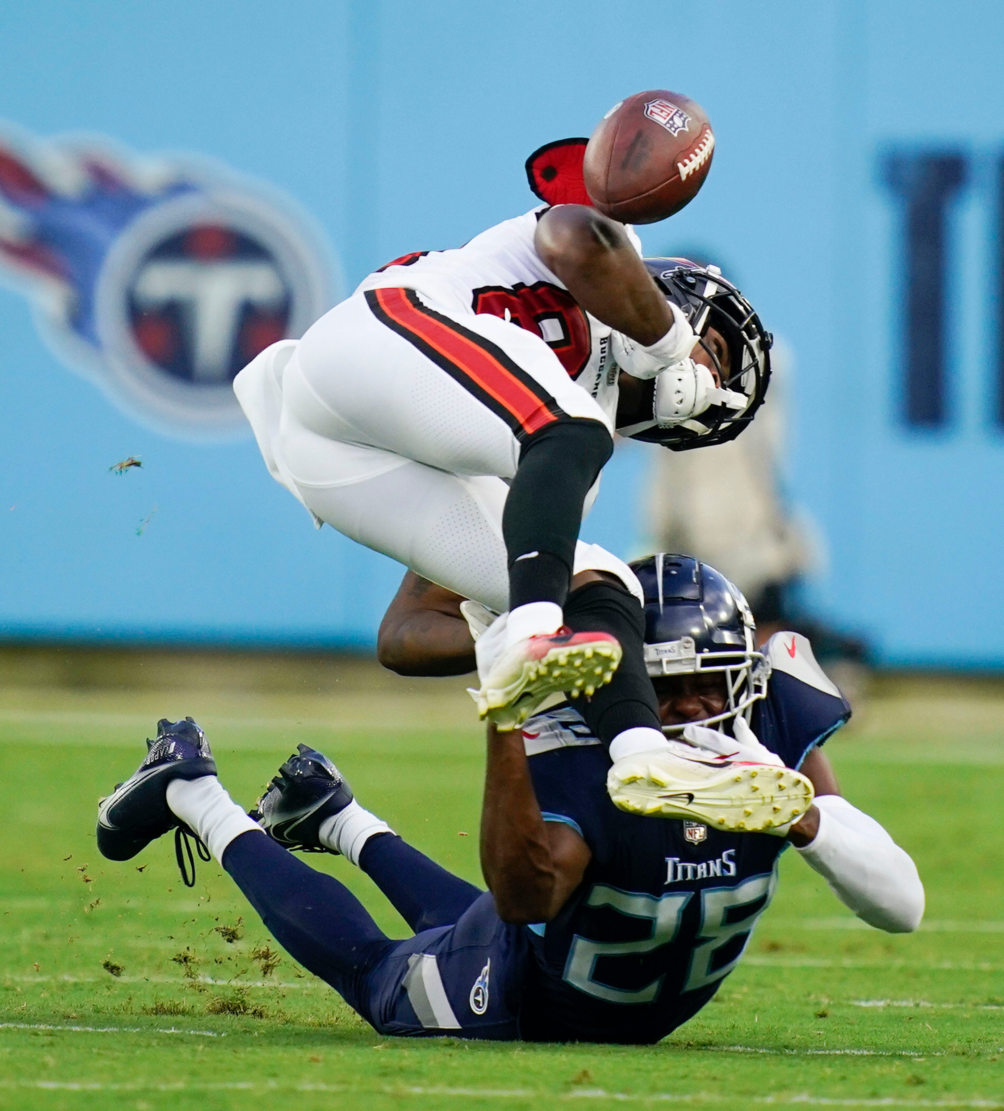 Giants bring intriguing defensive back in for a visit