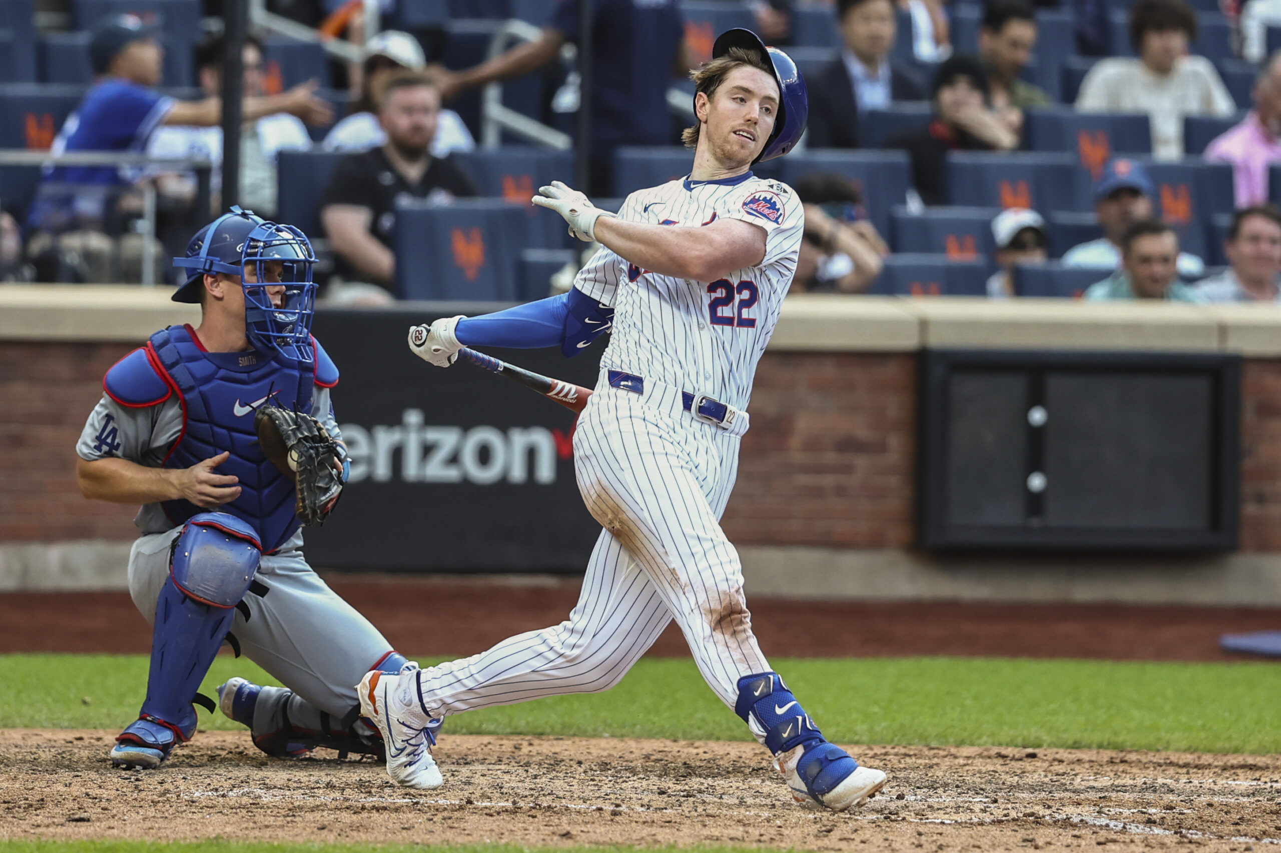 Mets promote top prospect for London series