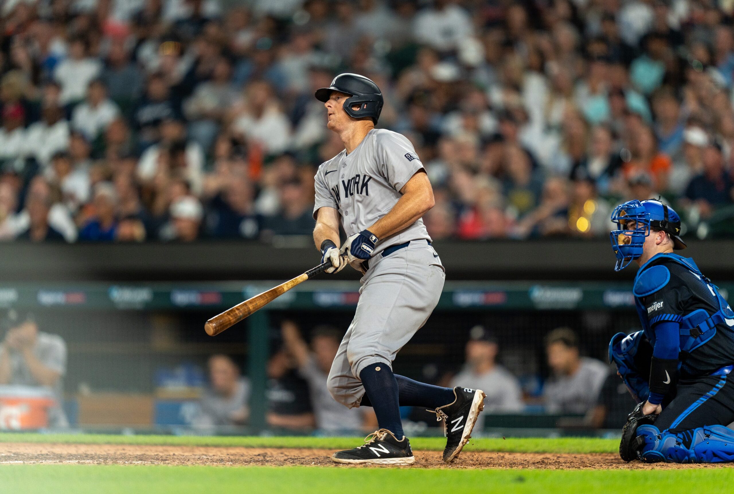 Yankees' veteran infielder makes first start of the season at second base