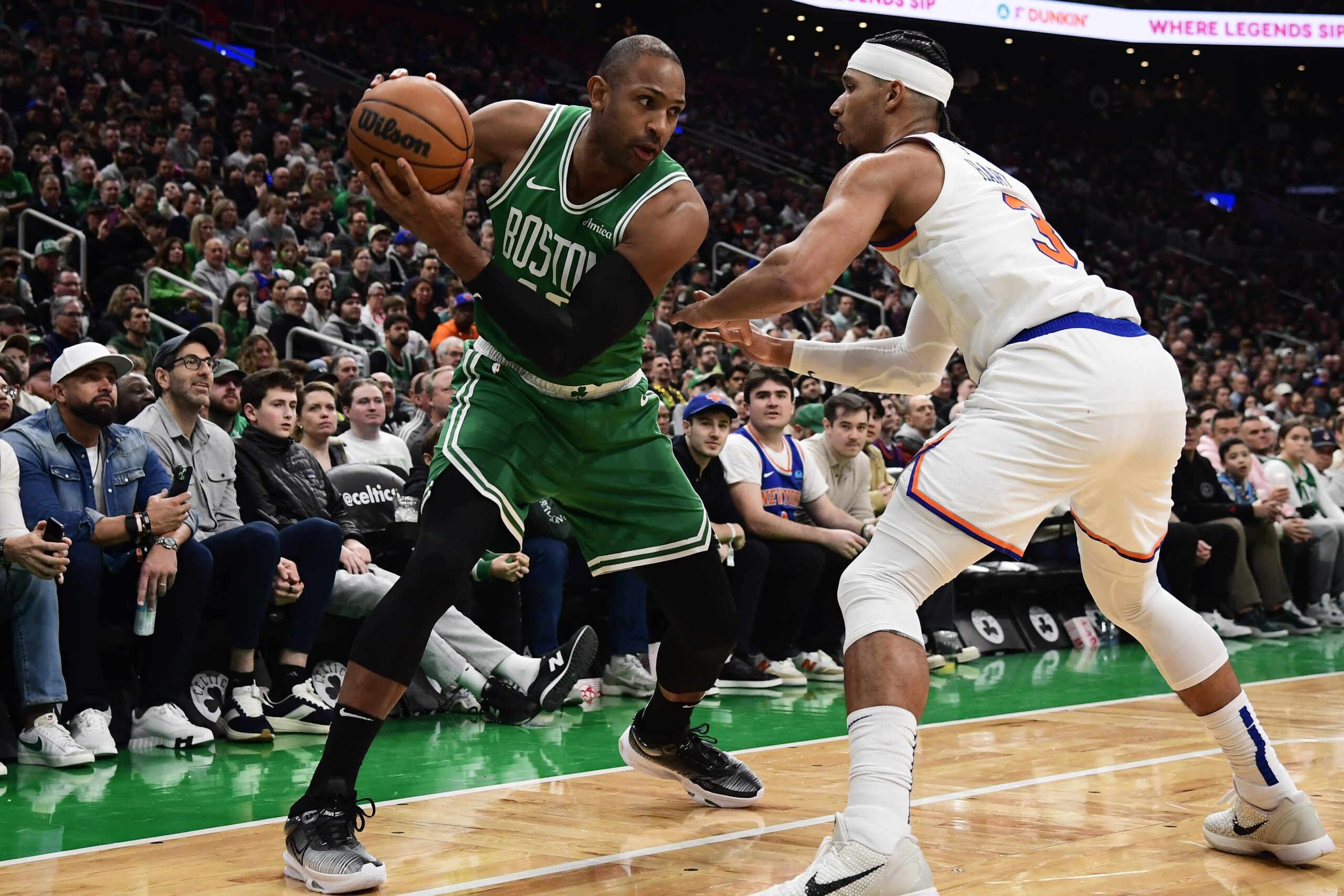 Warriors' newly-signed center sends Boston farewell message