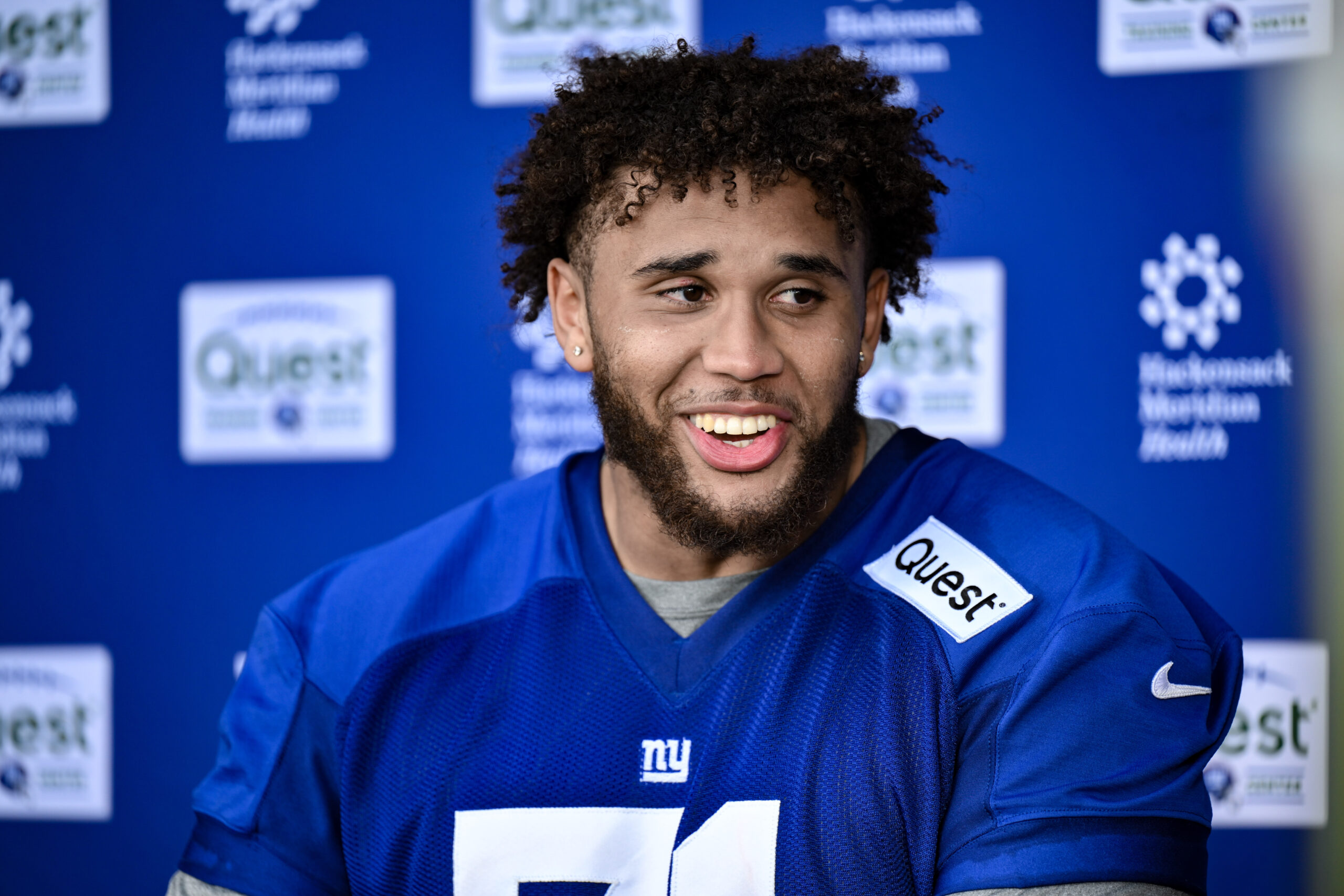 Giants are working new offensive line gem at both tackle spots