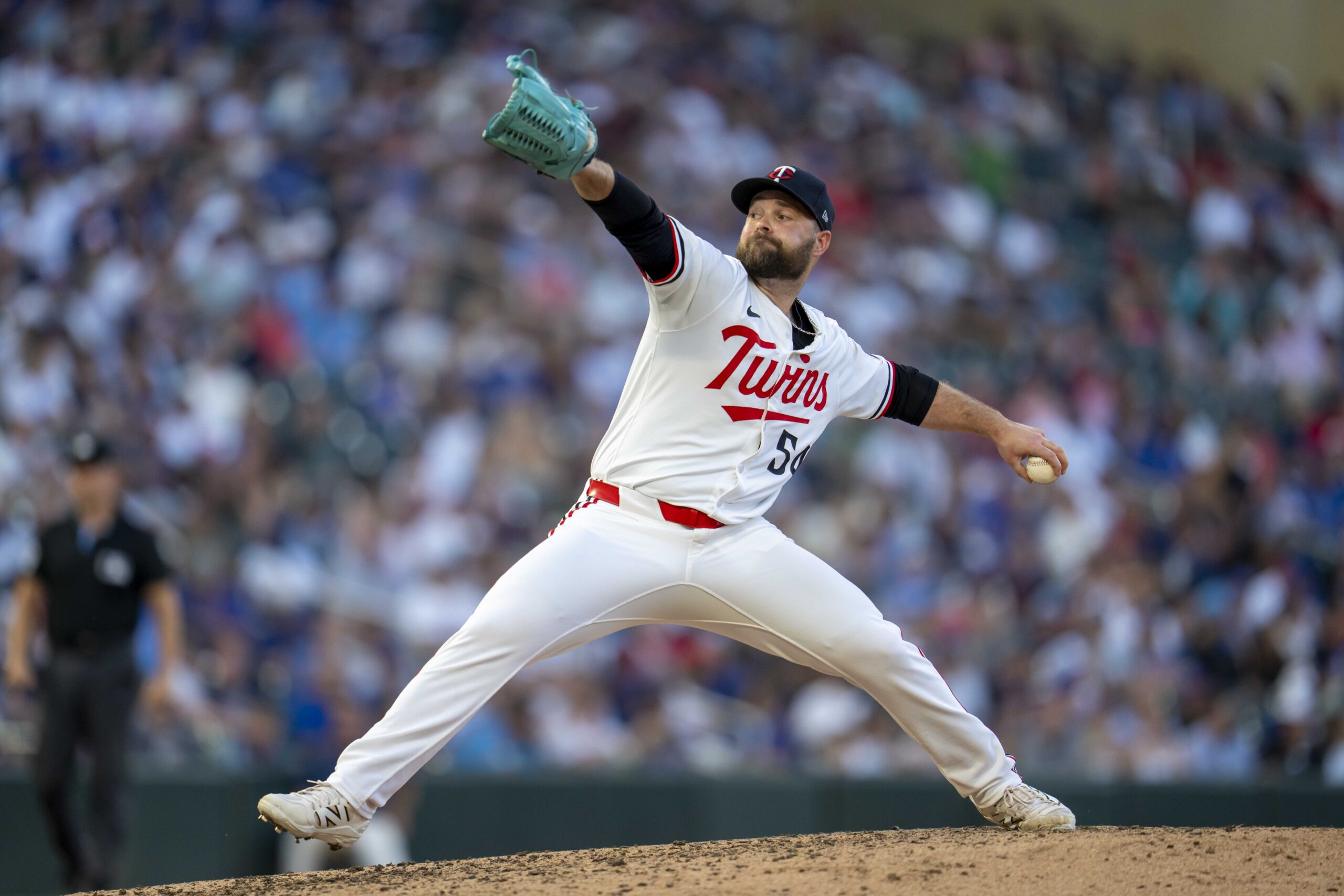 Mets could be eyeing one of the best relievers in baseball this season