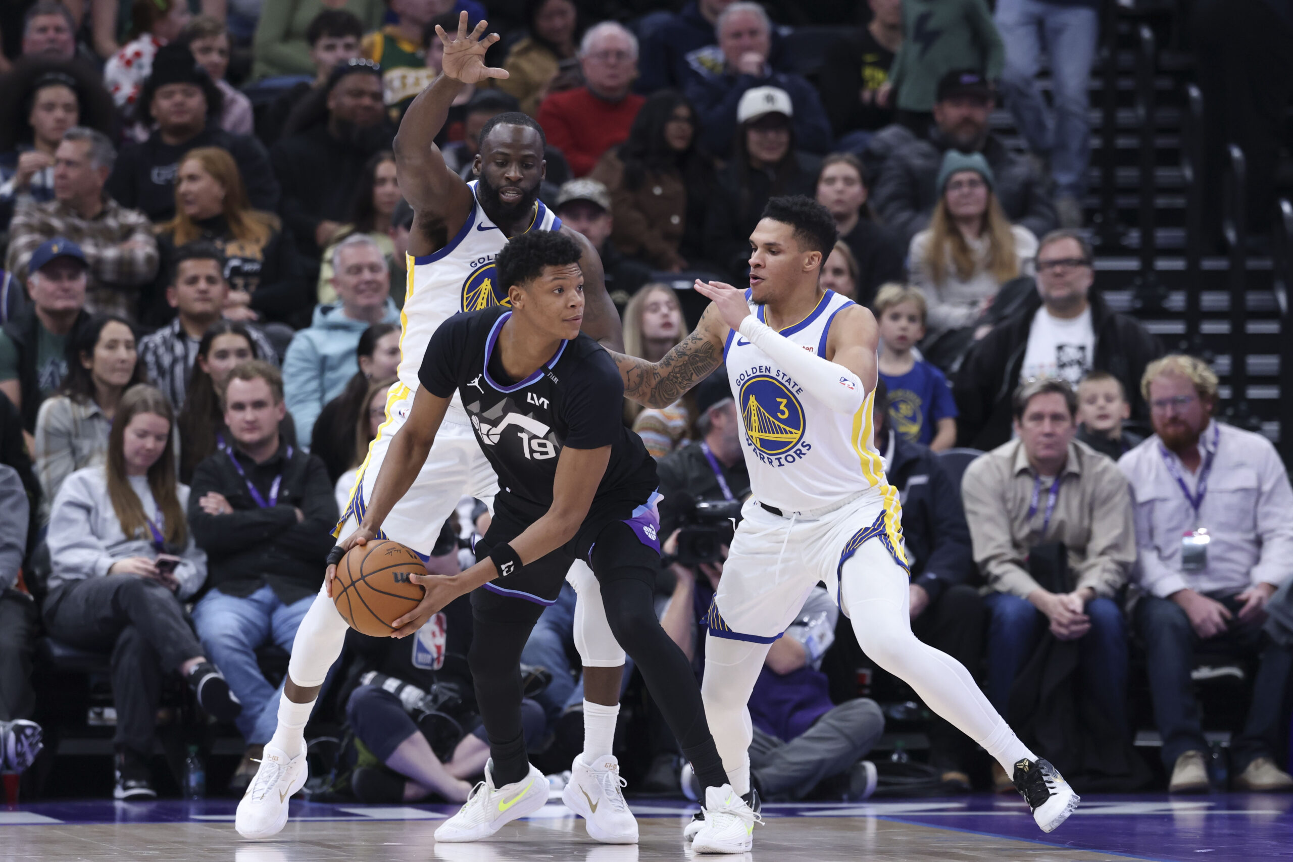 Warriors dismantle Jazz as the Giannis sweepstakes begin